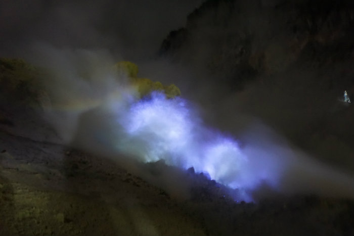 Ijen Shared Tour: The Cheapest Way to Visit the Volcano