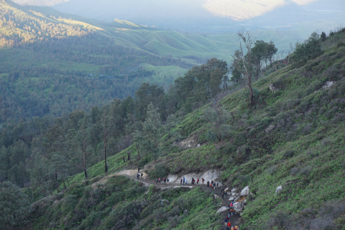 Ijen Shared Tour: The Cheapest Way to Visit the Volcano