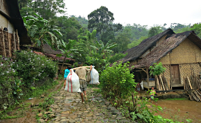 2 Day 1 Night Baduy Cultural Tour - Discover Your Indonesia
